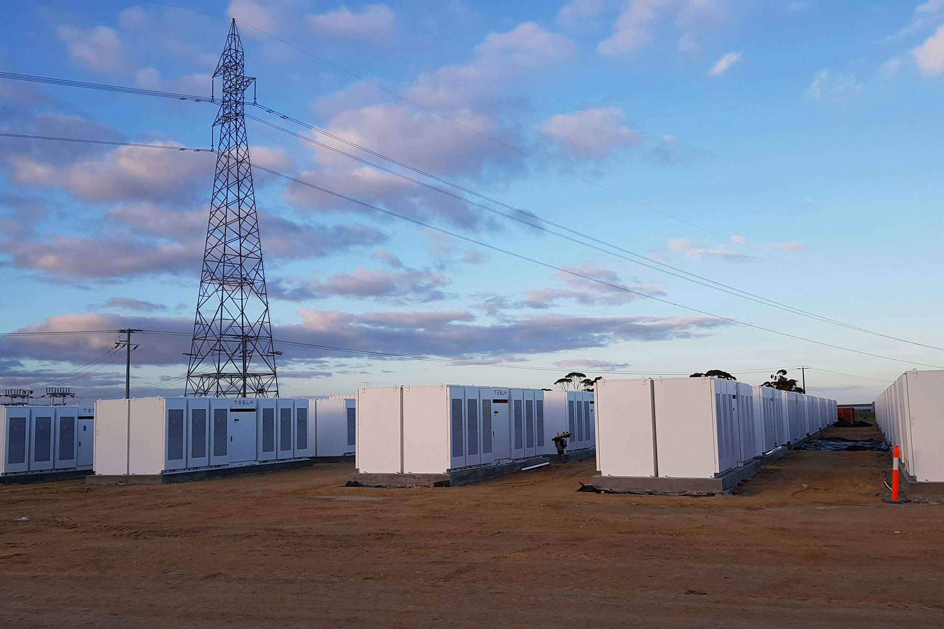 Australia’s largest integrated battery with a solar farm ready for ...
